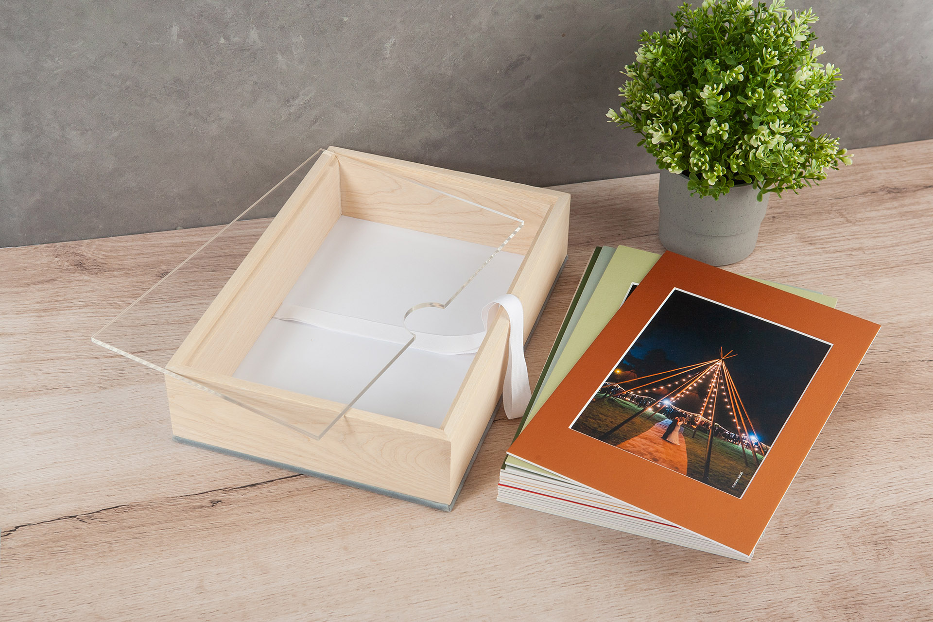 Cadee Box with Mats - Floricolor